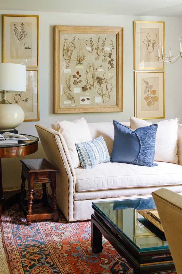 Knole style sofa store